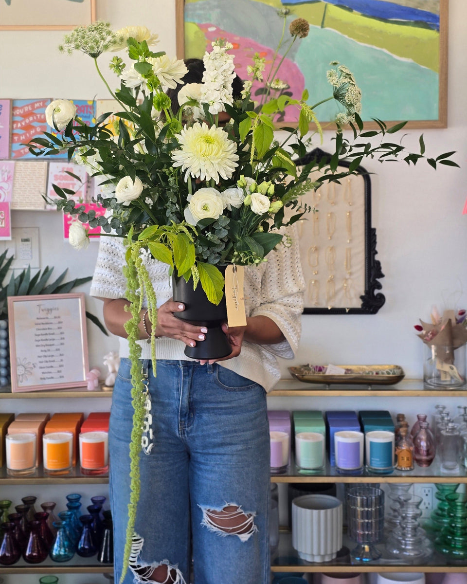 Miami Classic Flower Arrangement | Twiggies